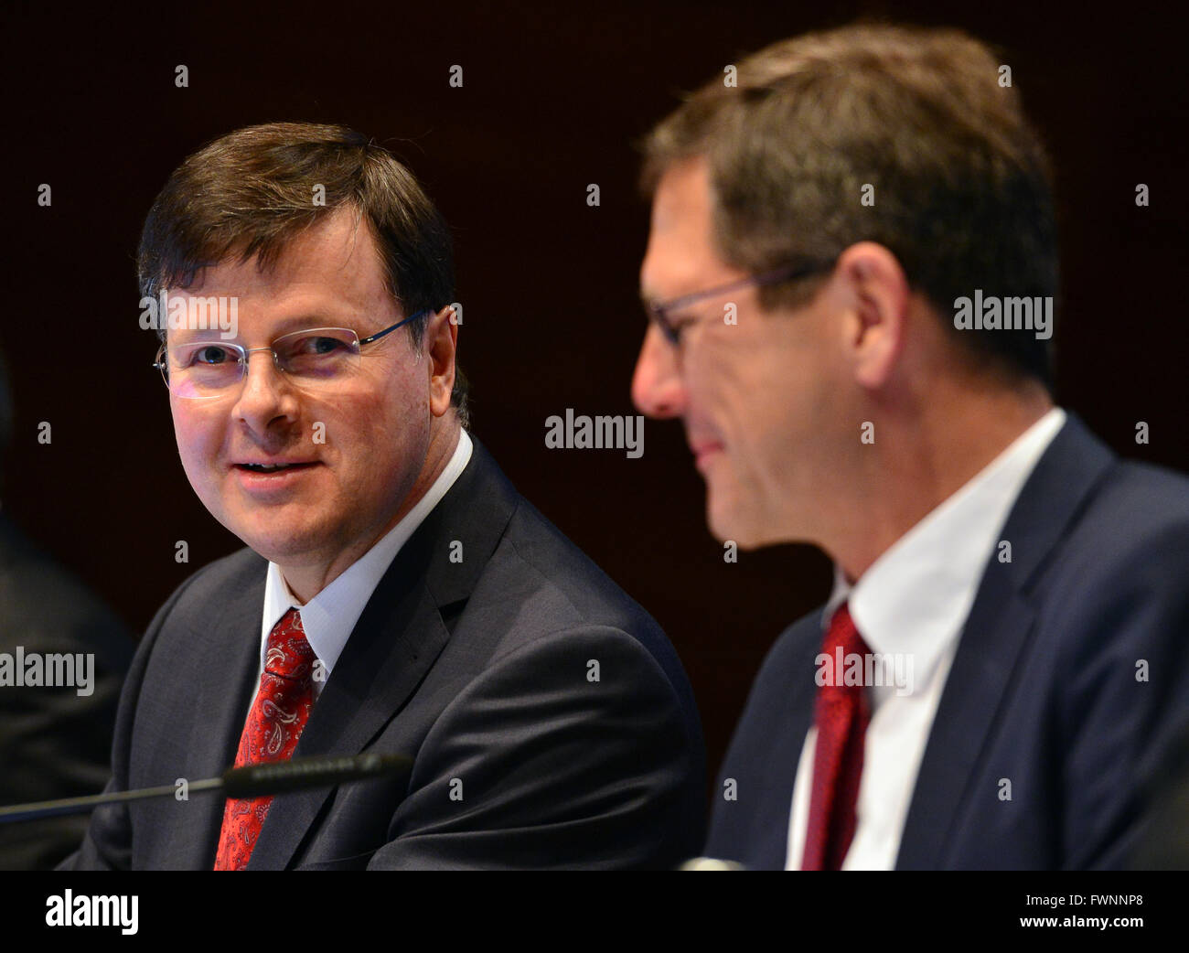 Weimar, Germany. 6th Apr, 2016. Chairman Ludwin Monz (l) and Michael ...