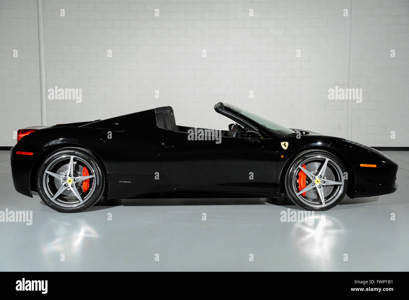 Black ferrari 458 spider hi-res stock photography and images - Alamy