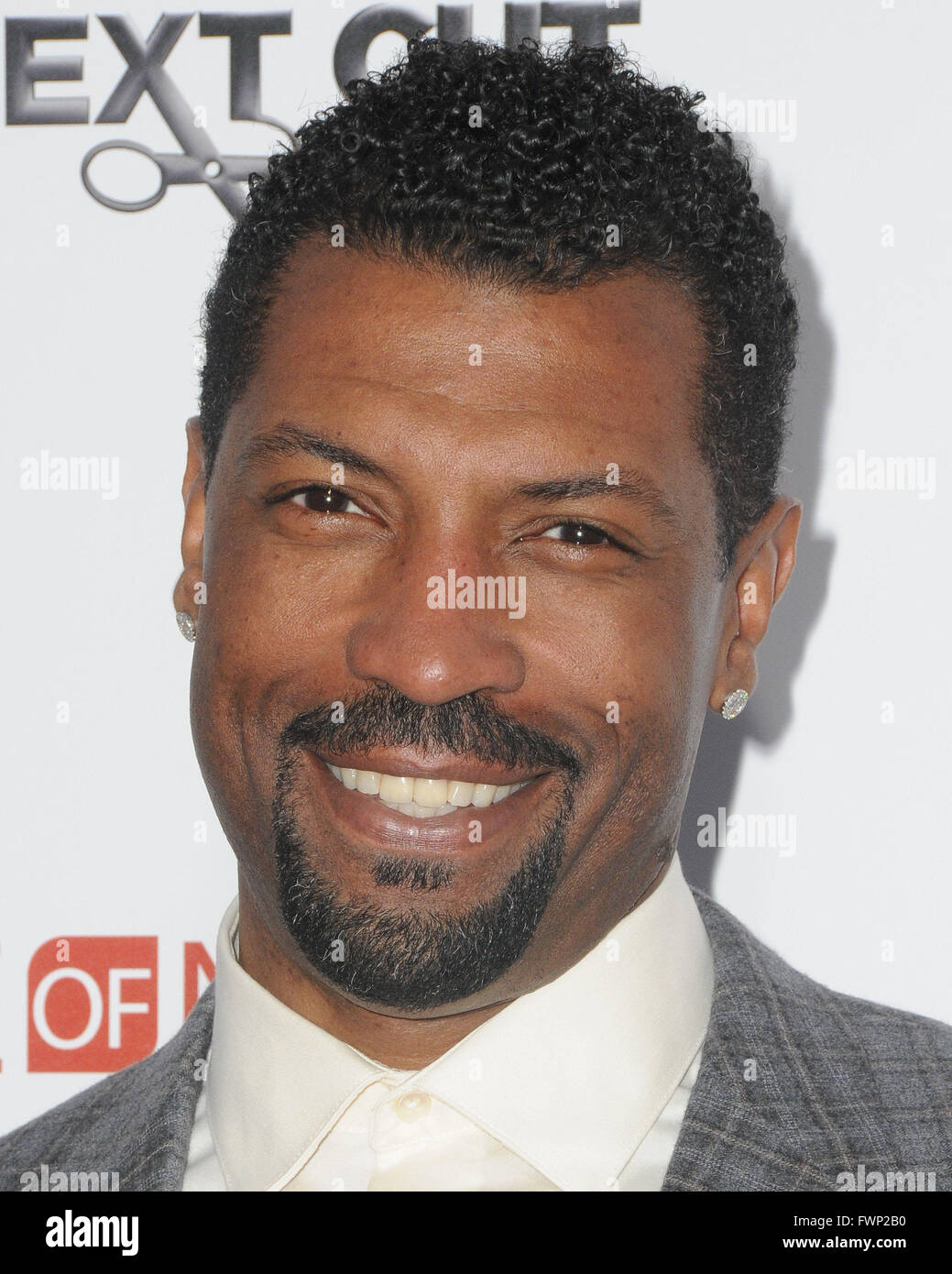 Deon Cole Stock Photos & Deon Cole Stock Images - Alamy