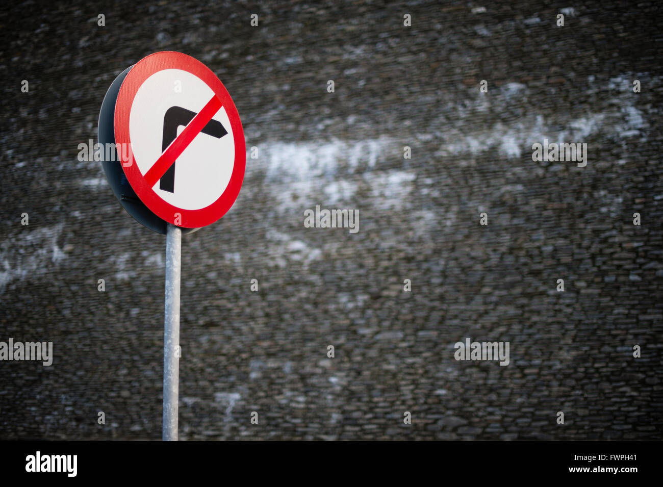 No right turn sign hi-res stock photography and images - Alamy