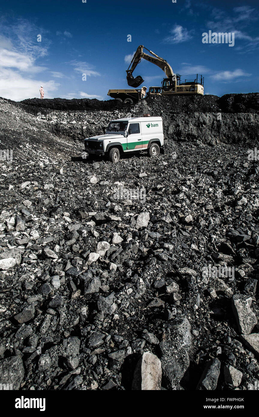 Heavy Plant in operation during Borders Railway construction Stock ...