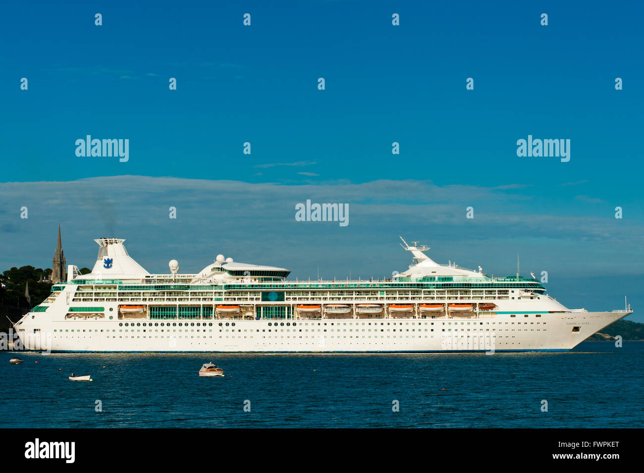 Cruise Liner Vision of the Seas approaches the dock at Cobh Cruise ...