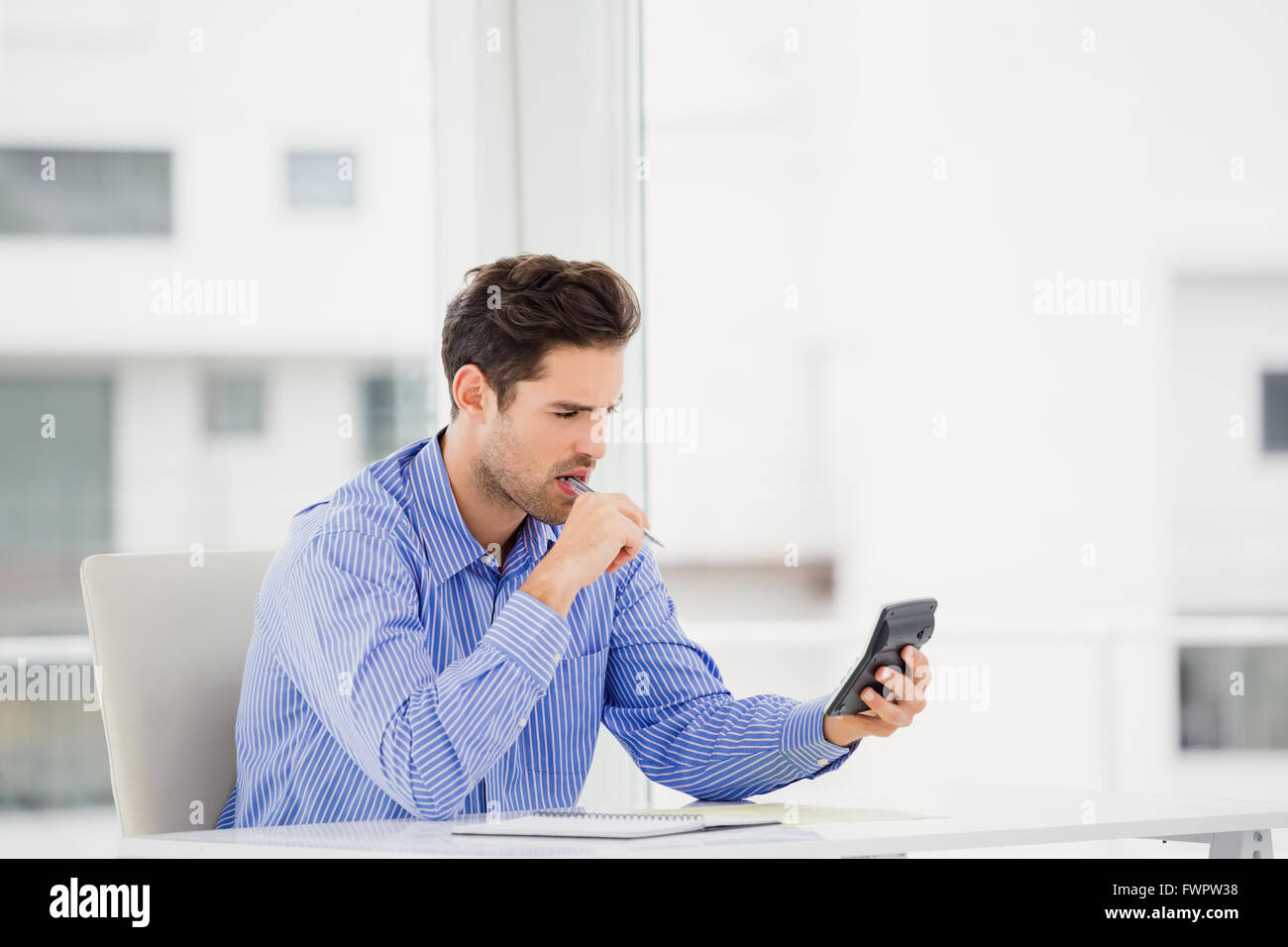 Calculating accounts hi-res stock photography and images - Alamy