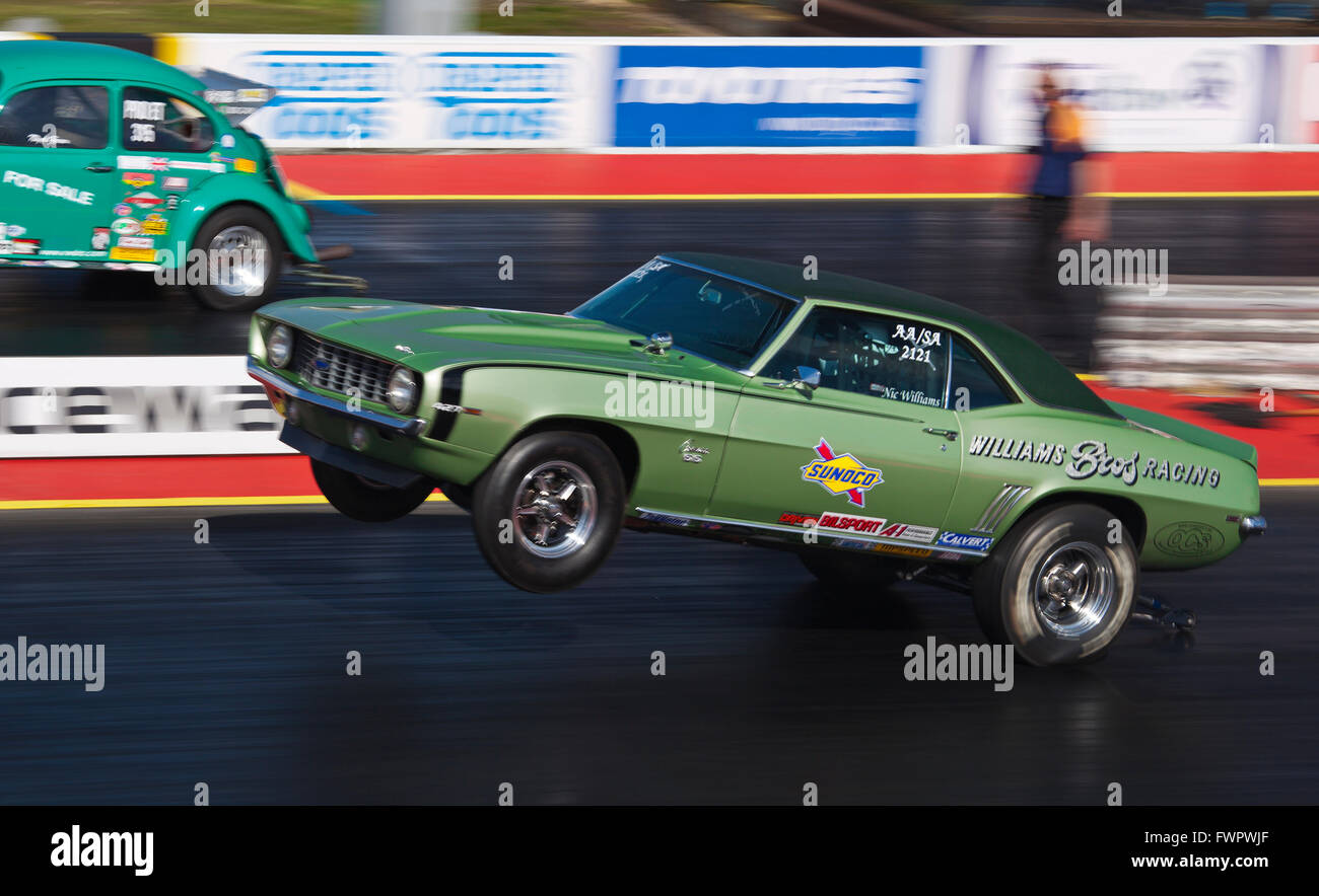 Wheelstand car hi-res stock photography and images - Alamy