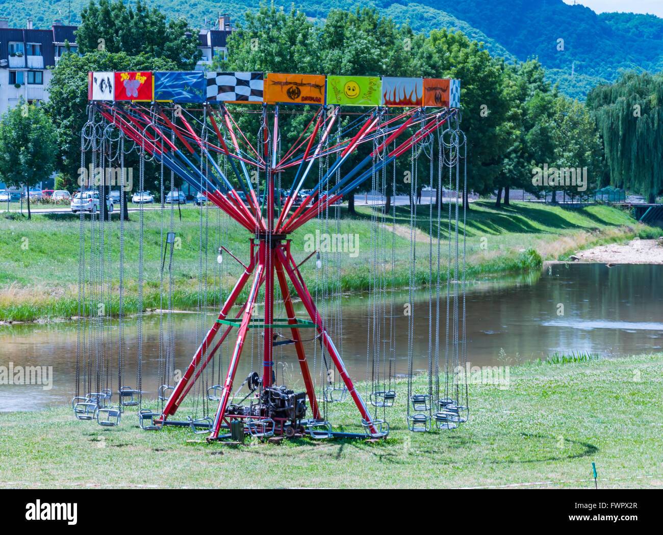 Roundabout carousel tree hi-res stock photography and images - Alamy