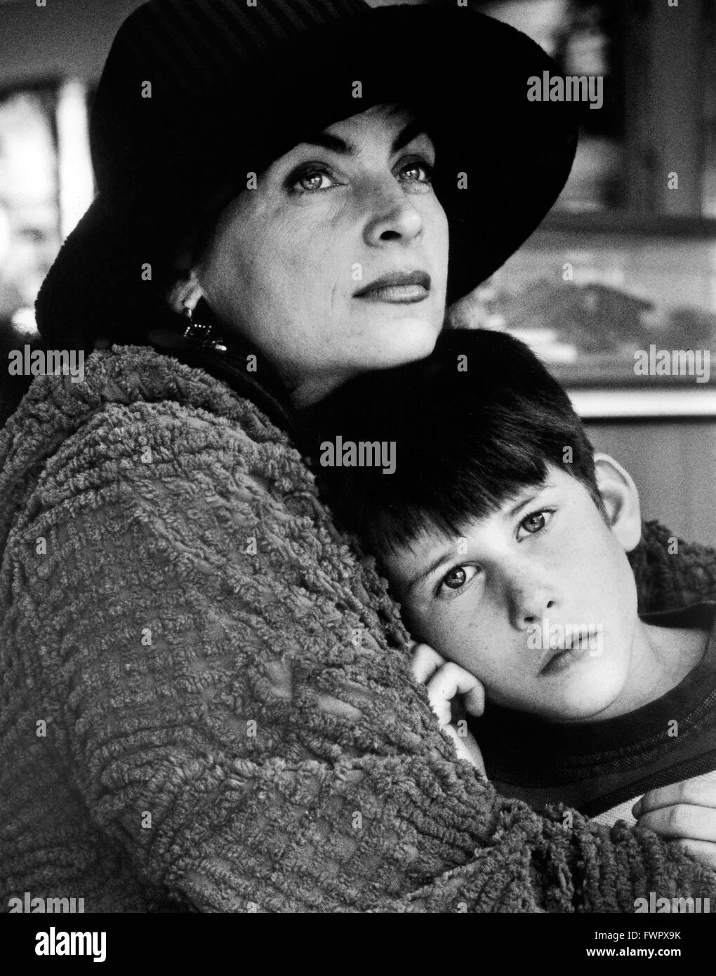 David's Mother, aka: Zu viel Liebe - Davids Mutter, Fernsehfilm, USA ...