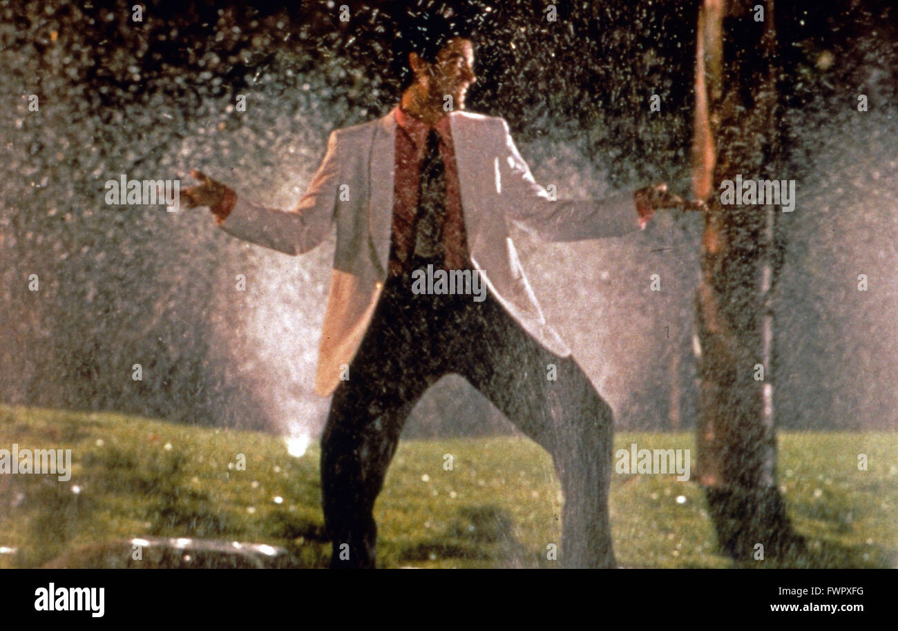 Dance With Me, USA 1998, Regie: Randa Haines, Szenenfoto im Regen Stock ...