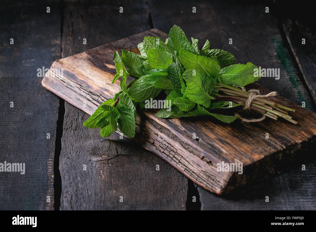 Bunch of fresh mint Stock Photo - Alamy