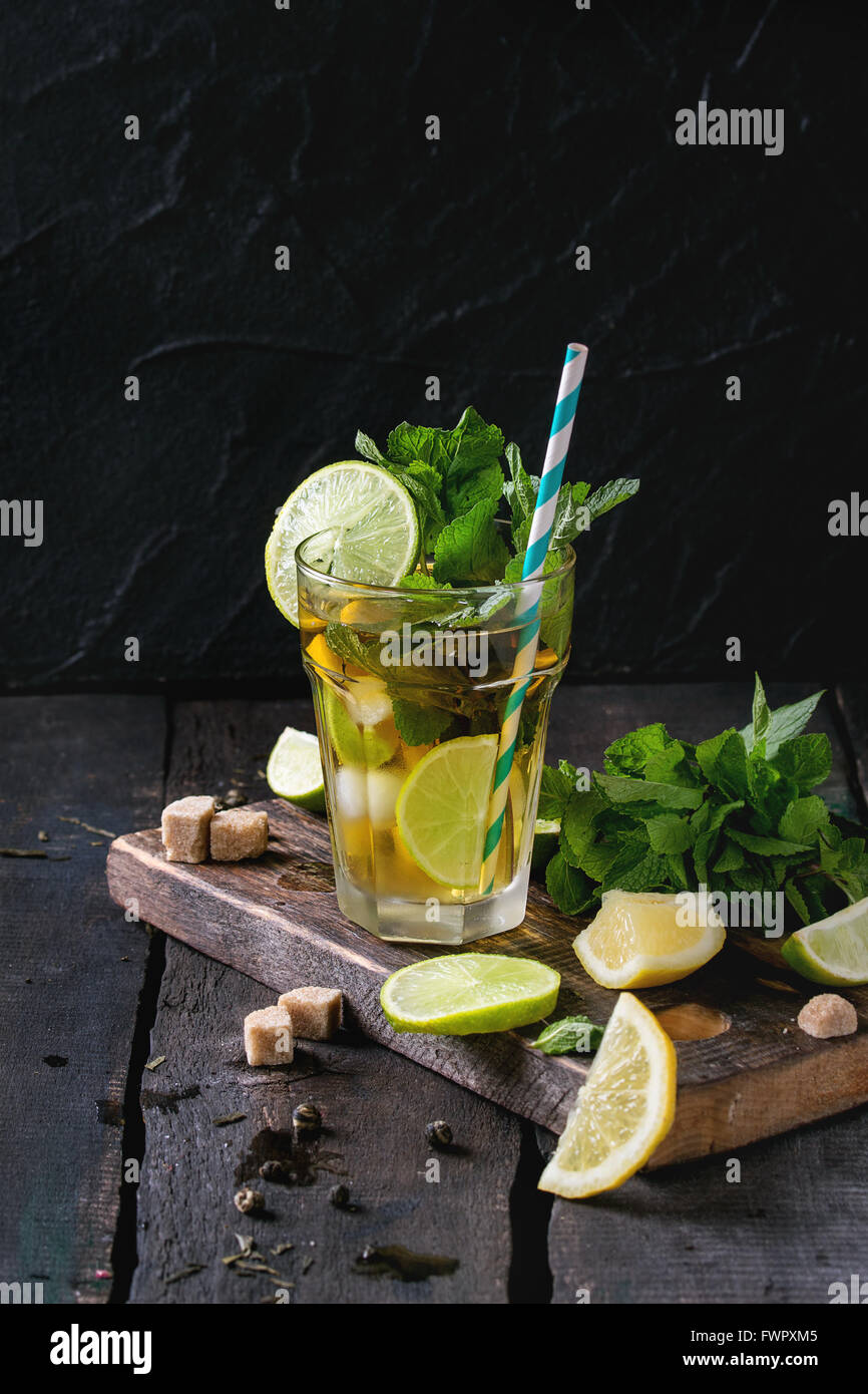 Iced green tea Stock Photo - Alamy