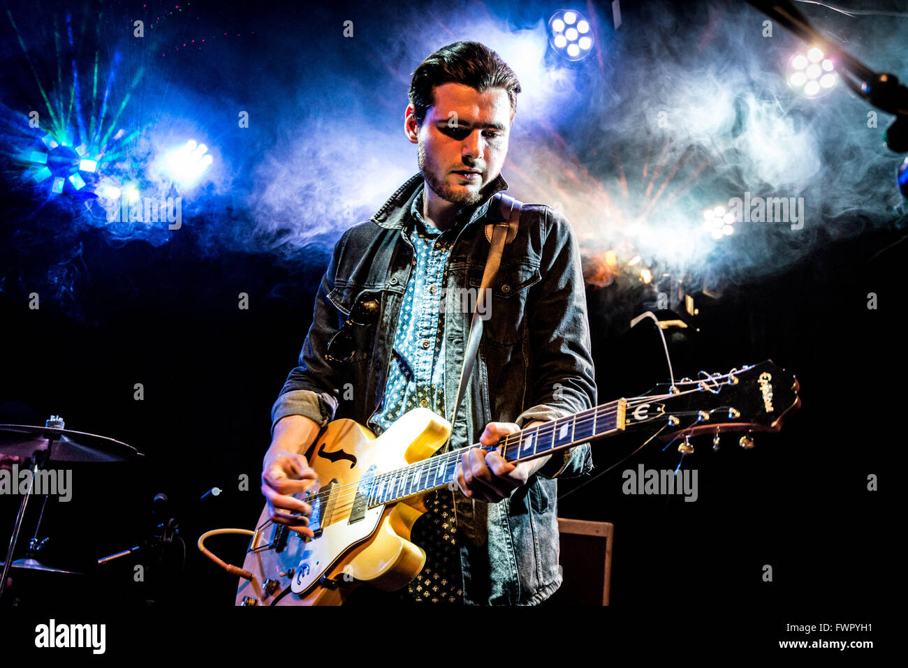Broken Witt Rebels' James Tranter on vocals & lead guitar Stock Photo ...