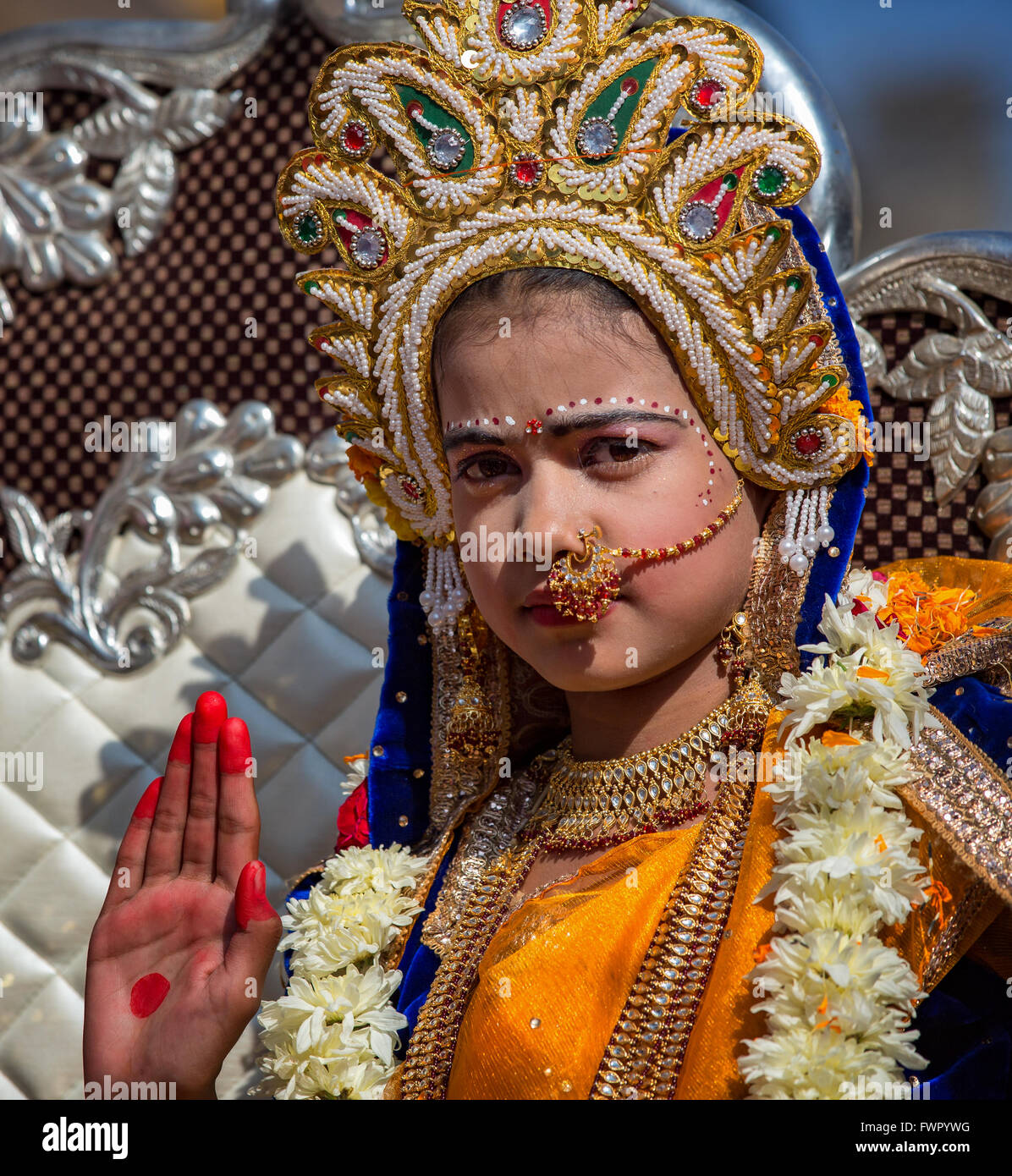 Young goddess hi-res stock photography and images - Alamy
