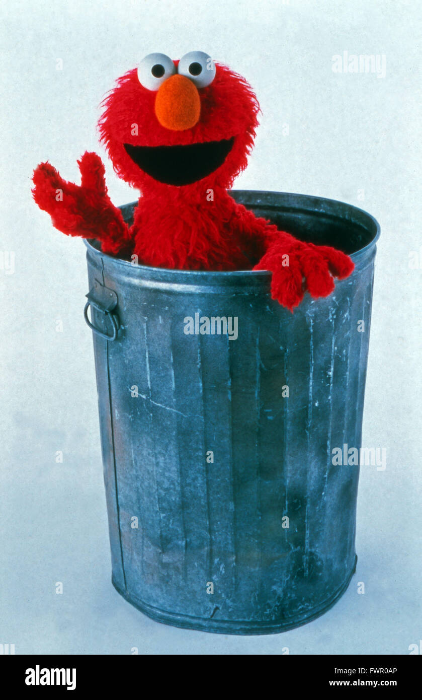 Elmo sesame street hi-res stock photography and images - Alamy
