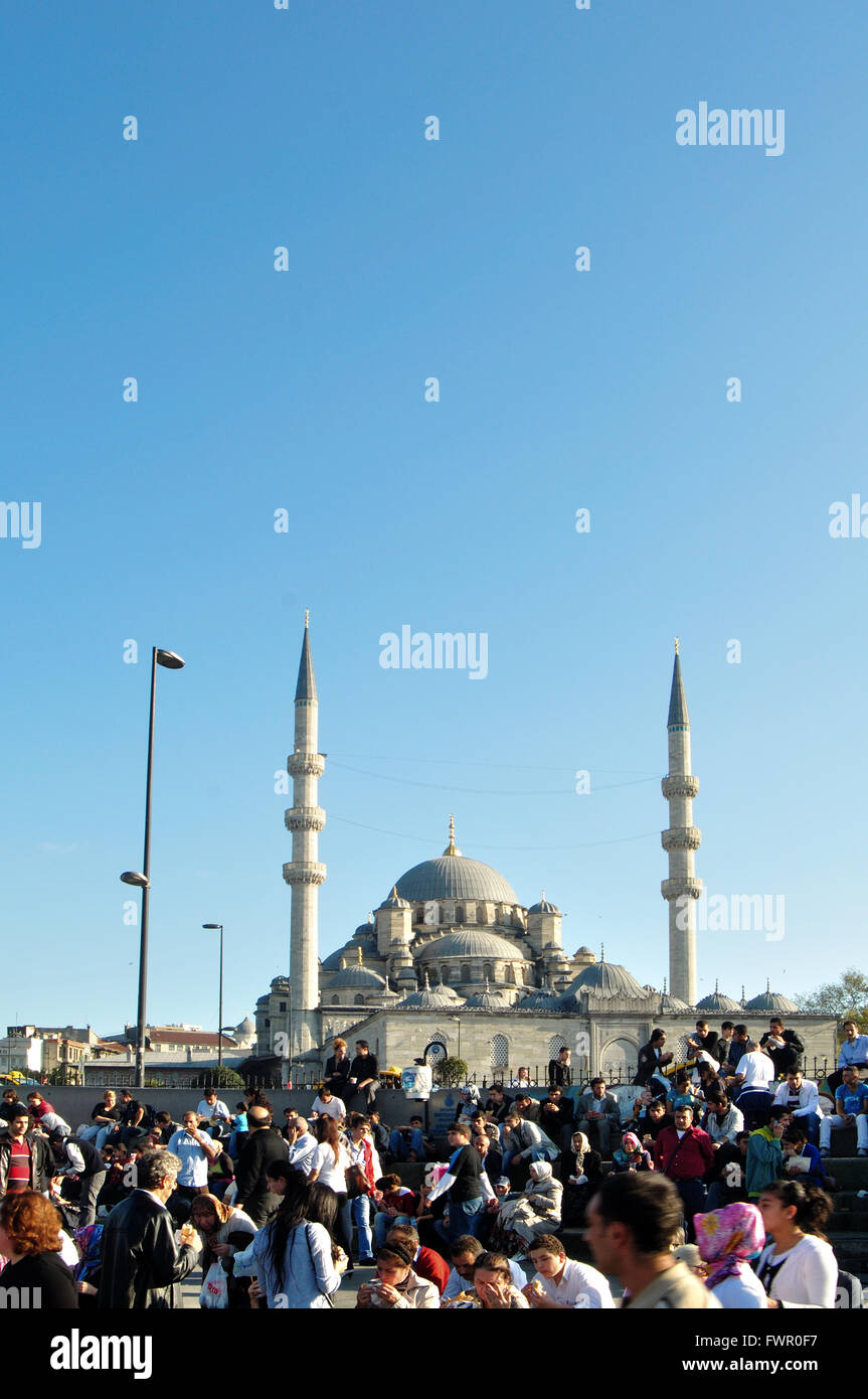 Turkey, Istanbul, The New Mosque or Mosque of the Valide Sultan Stock ...