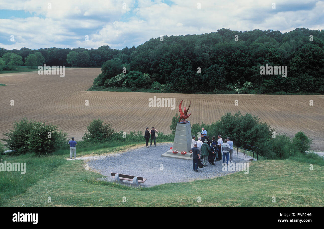 The Welsh Dragon WW1 Memorial at Mametz Wood Stock Photo - Alamy