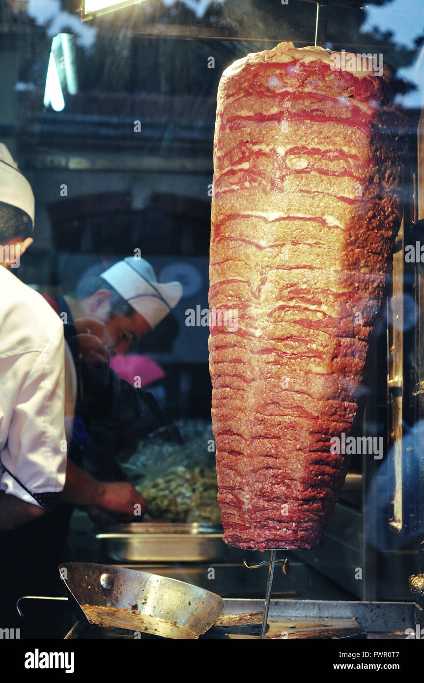Man eating doner kebab hi-res stock photography and images - Alamy