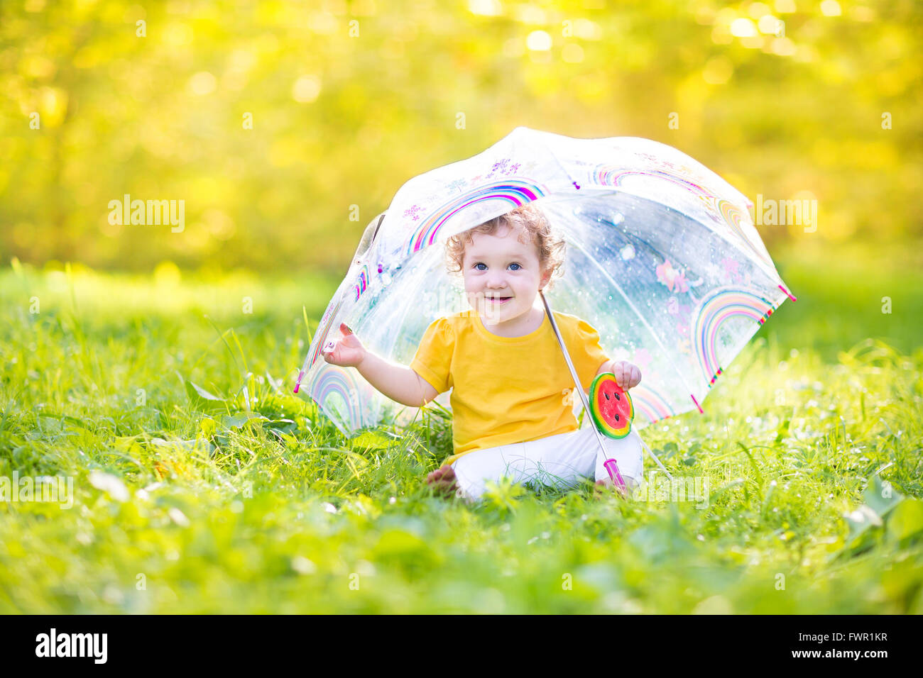 Happy healthy kids playing in the water hi-res stock photography and ...