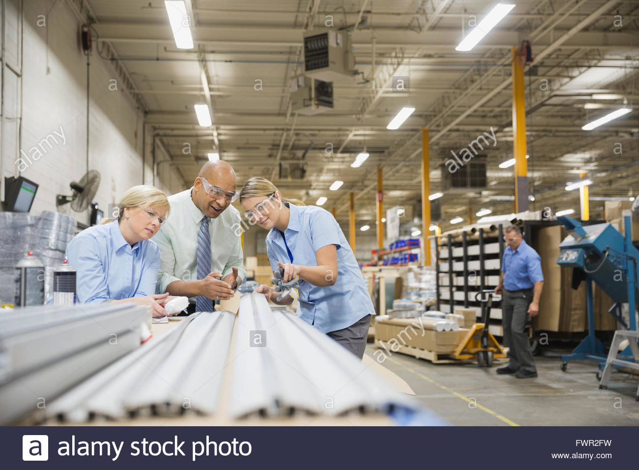 Group of industrial workers hi-res stock photography and images - Alamy