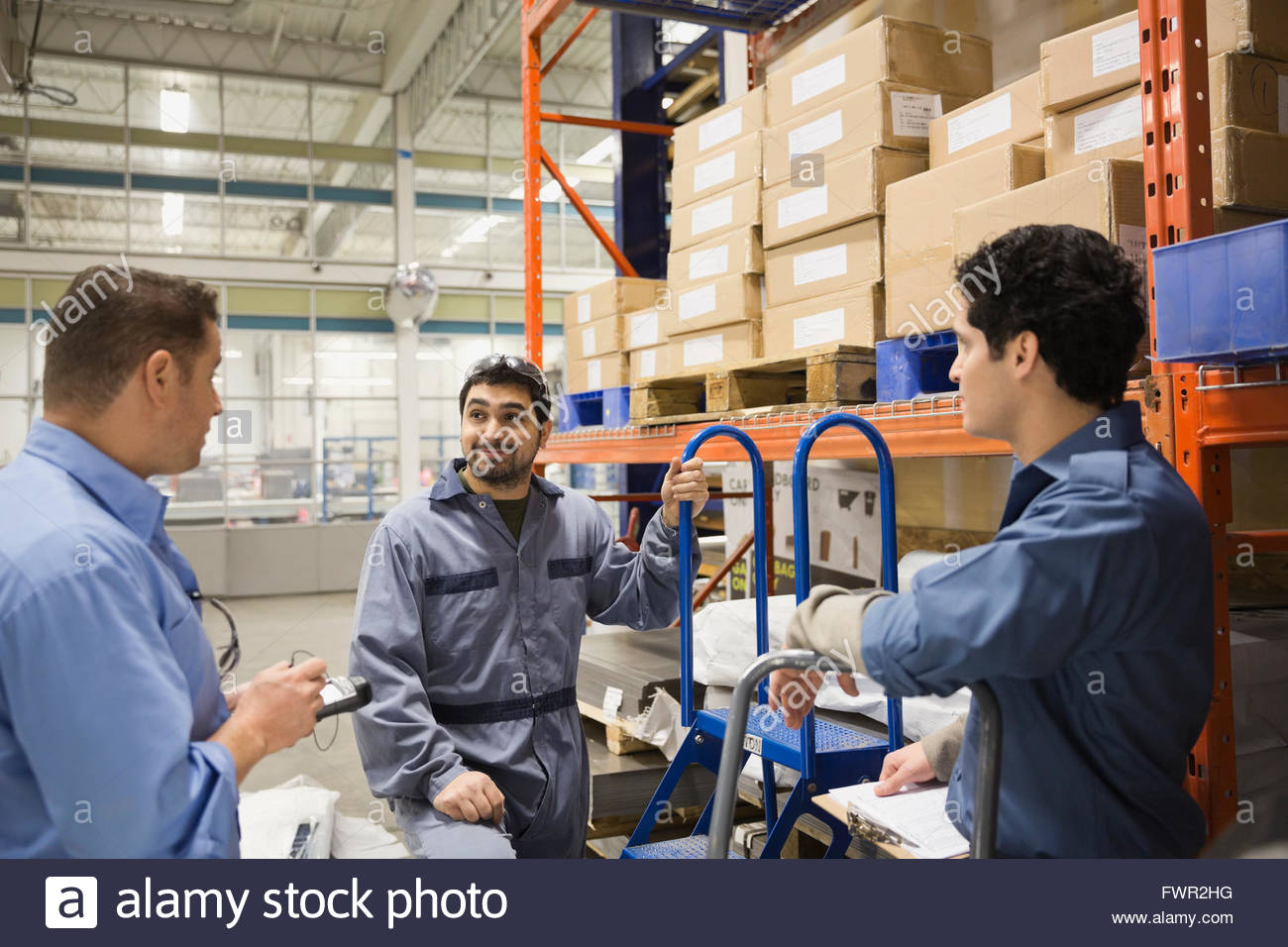 Group of male workers hi-res stock photography and images - Alamy