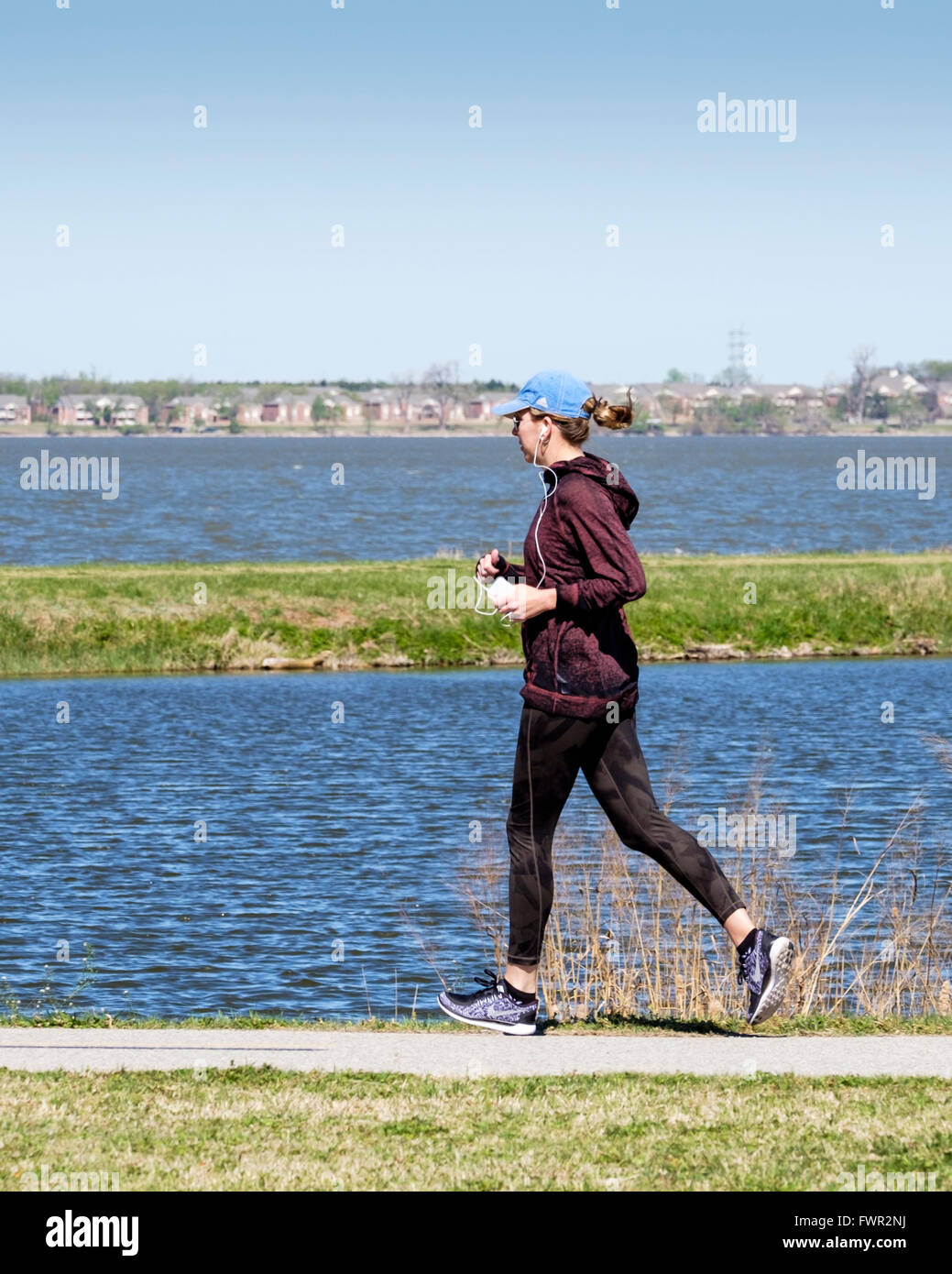 Exercising exercise exercises hi-res stock photography and images - Alamy