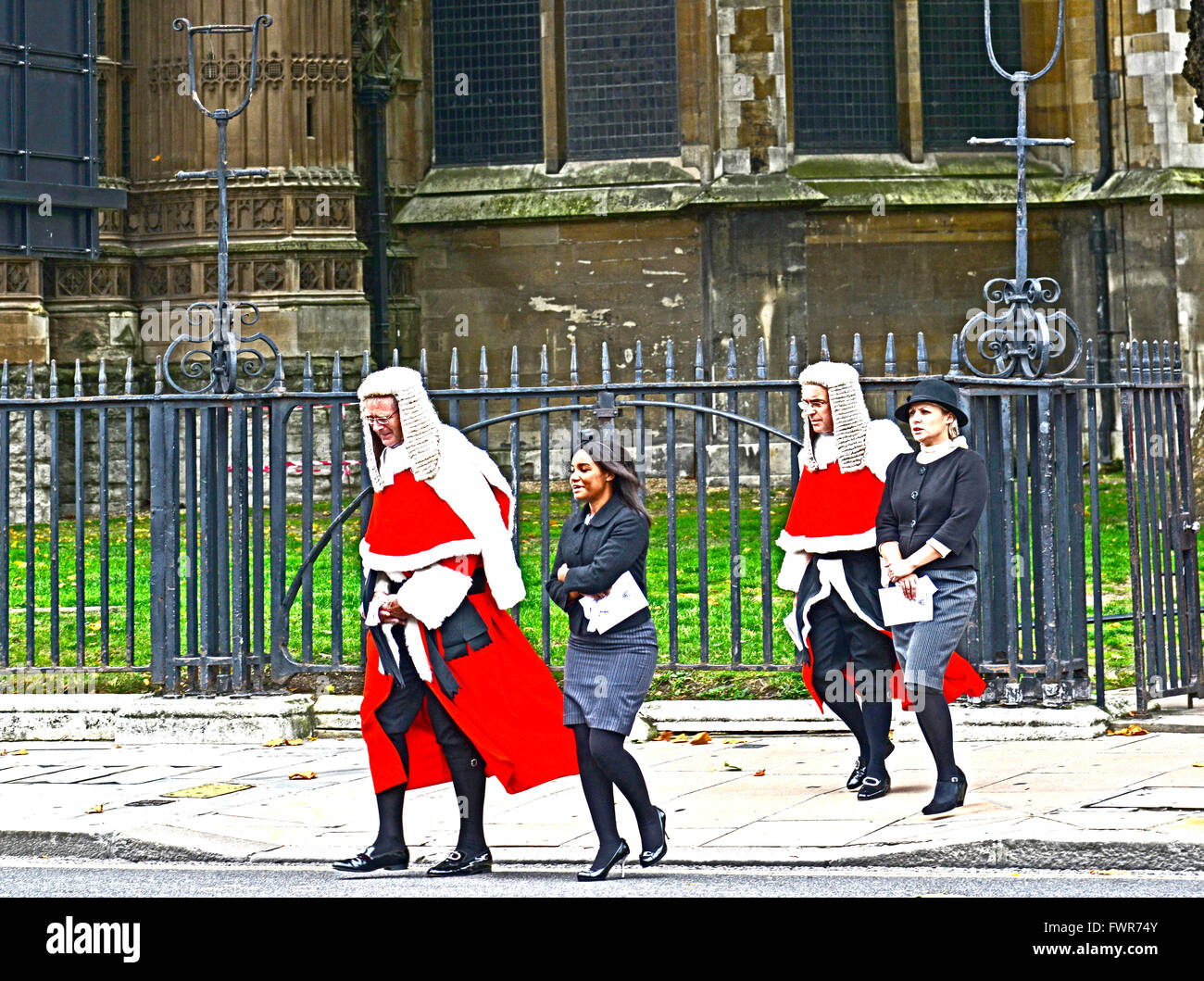 British judge wearing wig court hi-res stock photography and images - Alamy