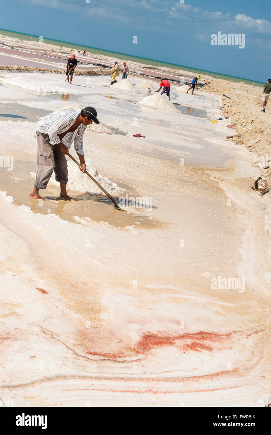 Wayuu colombia hi-res stock photography and images - Alamy