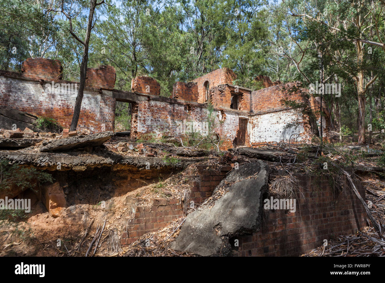 Newnes hi-res stock photography and images - Alamy
