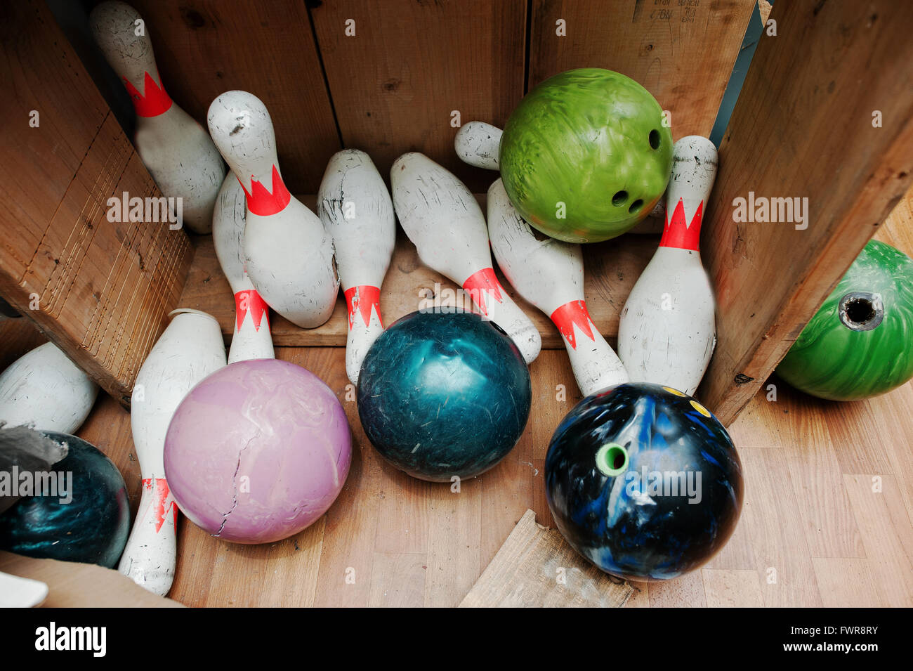 Broken objects with individual hi-res stock photography and images - Alamy