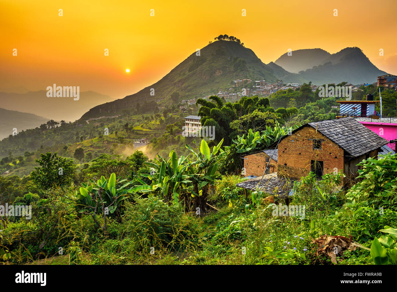 Panoramic sunset view countryside hi-res stock photography and images ...