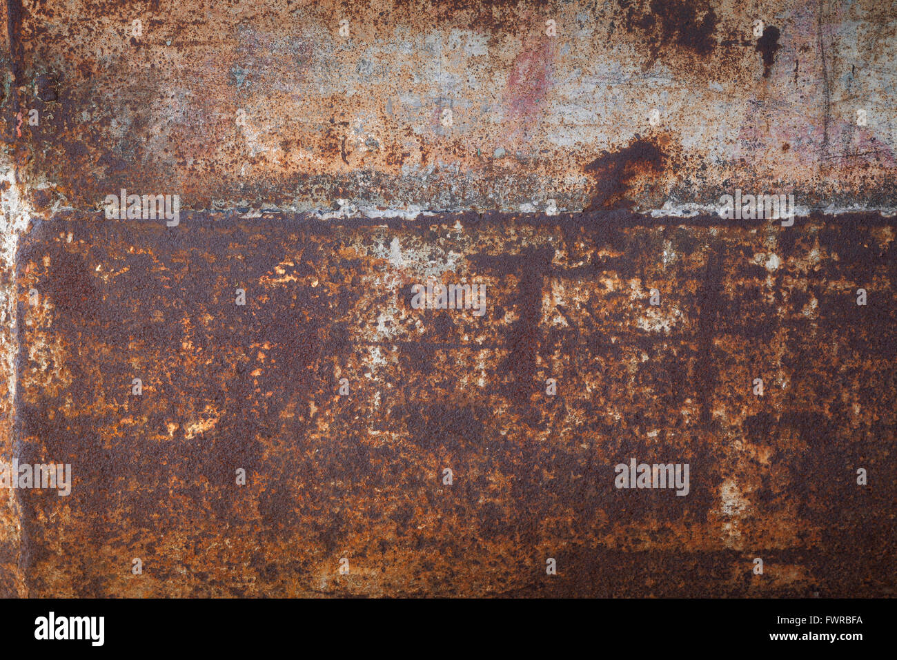 Rust on the wall hi-res stock photography and images - Alamy