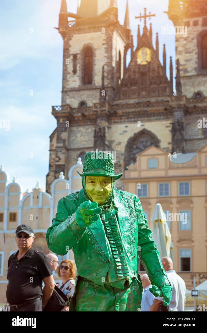 PRAGUE, CZECH REPUBLIC - AUGUST 27, 2015: Green meme posing on old Town ...