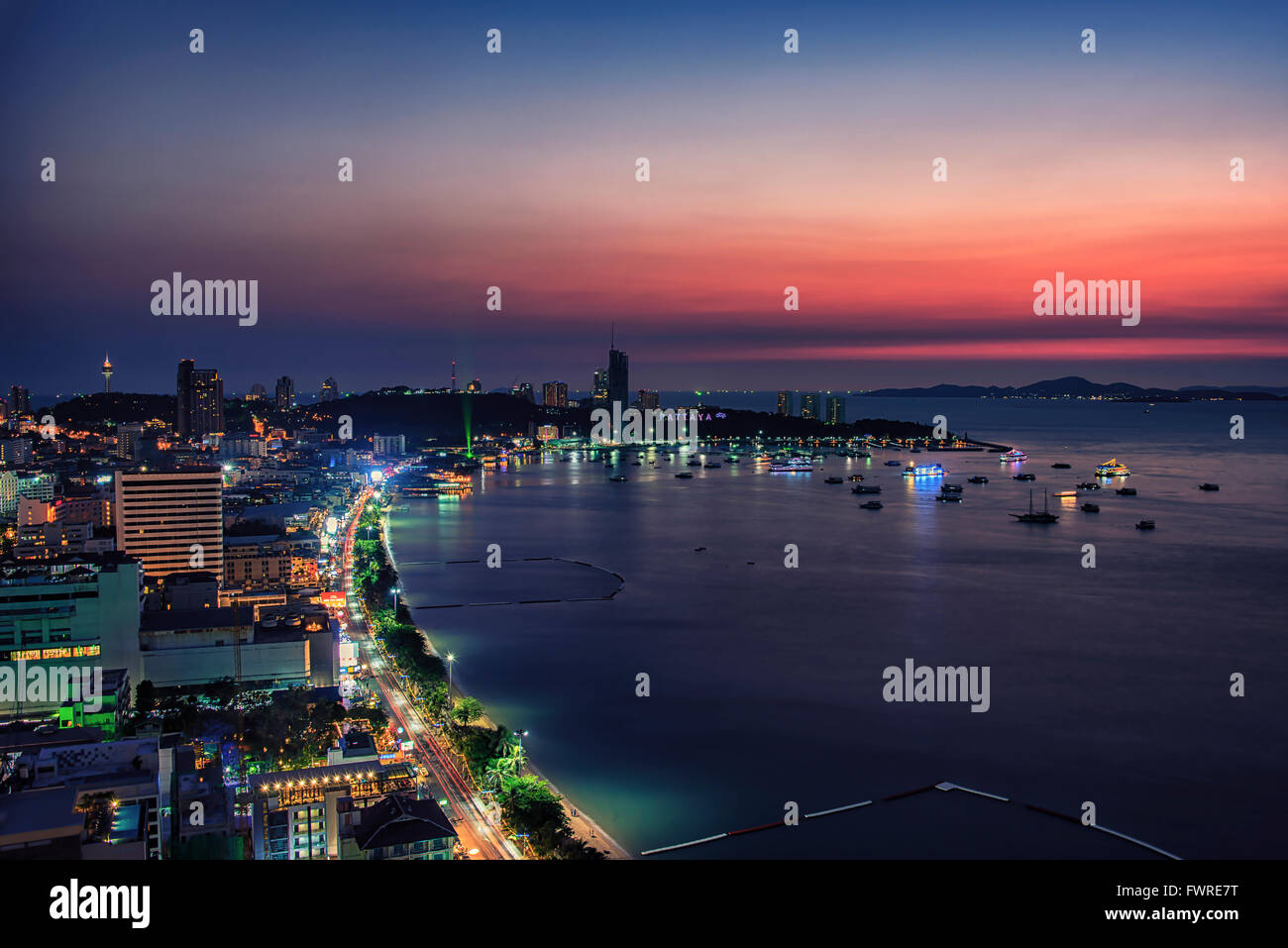 Thai beach sunset hi-res stock photography and images - Alamy