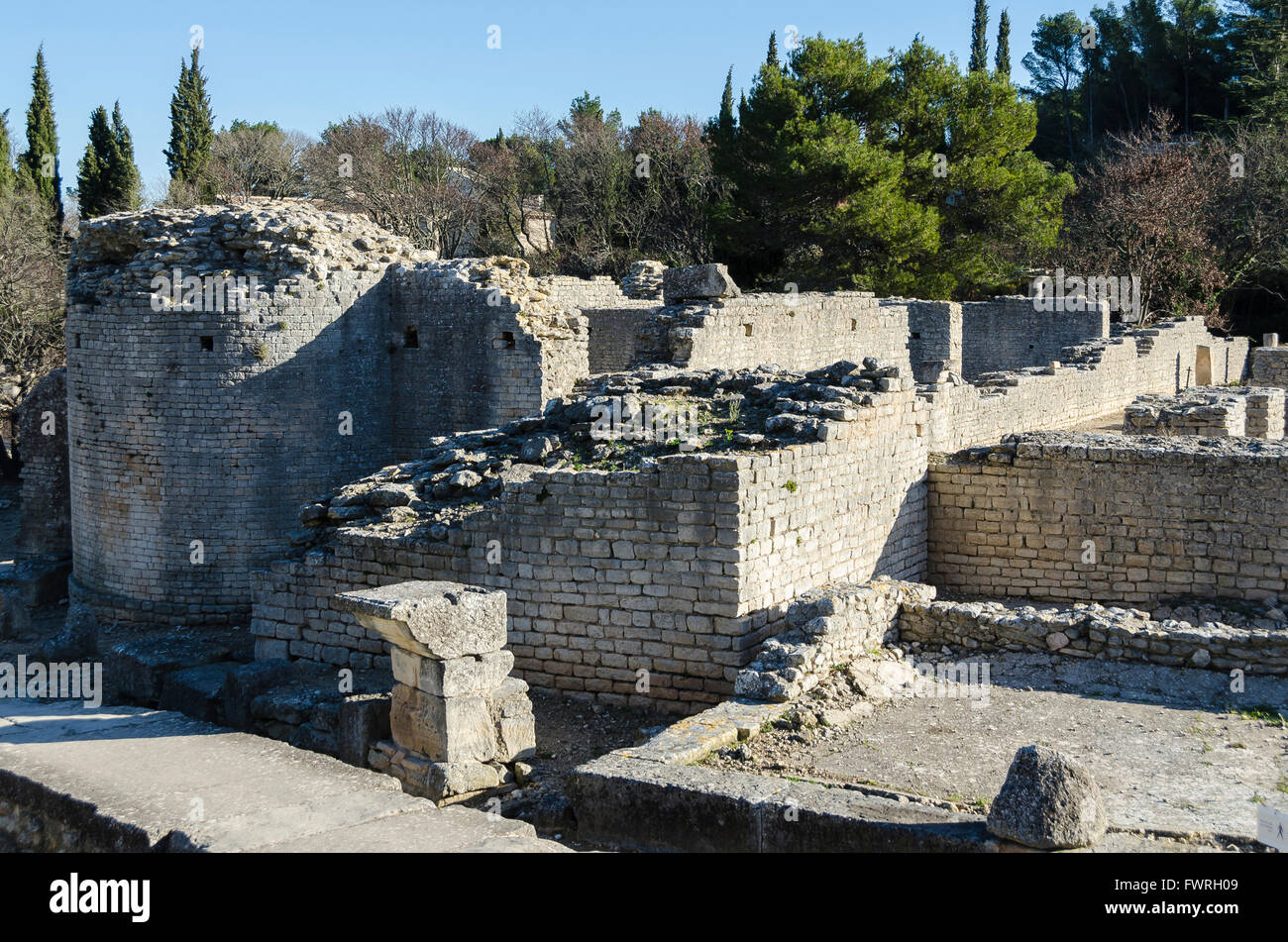 GLANUM, ST REMY DE PROVENCE, BDR FRANCE 13 Stock Photo - Alamy