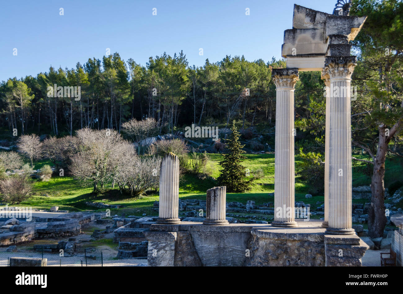 GLANUM, ST REMY DE PROVENCE, BDR FRANCE 13 Stock Photo - Alamy