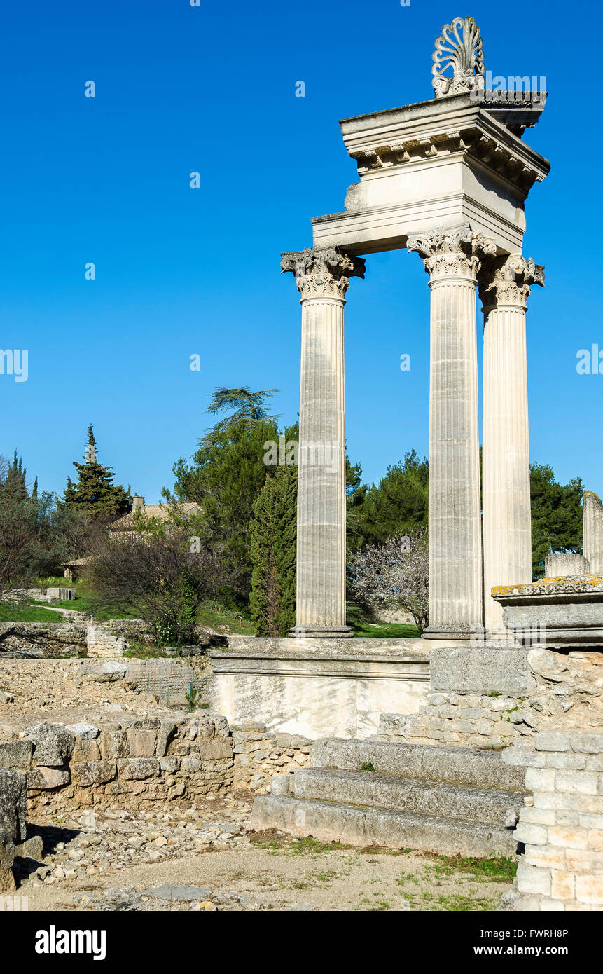 GLANUM, ST REMY DE PROVENCE, BDR FRANCE 13 Stock Photo - Alamy