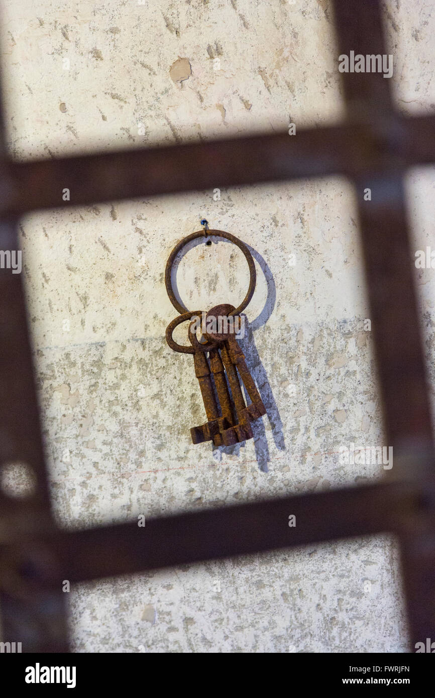 Jailhouse Old Keys