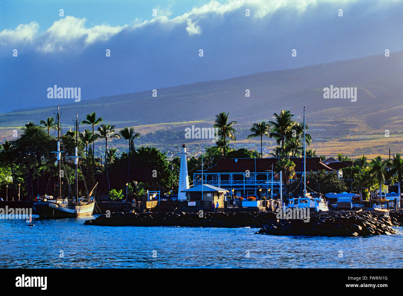 Lahaina Harbor on maui Stock Photo - Alamy