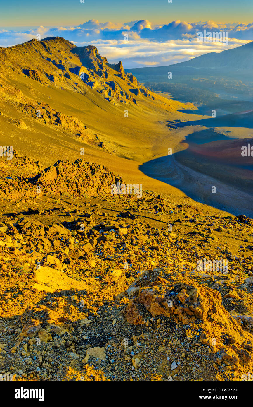 Haleakala crater on Maui dawn sunrise Stock Photo - Alamy