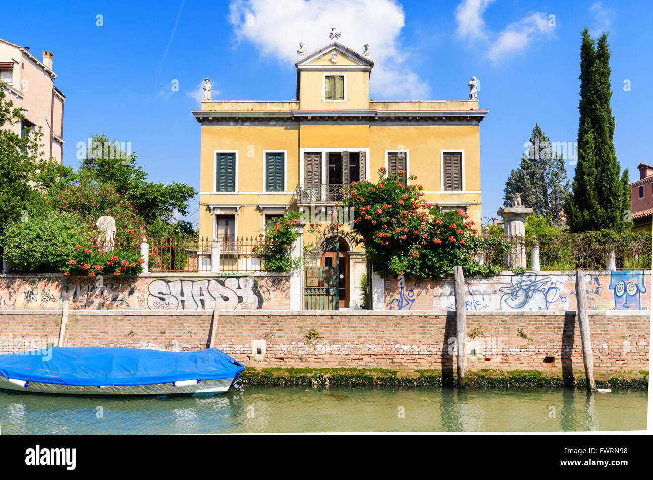 Ca foscari university of venice hi-res stock photography and images - Alamy
