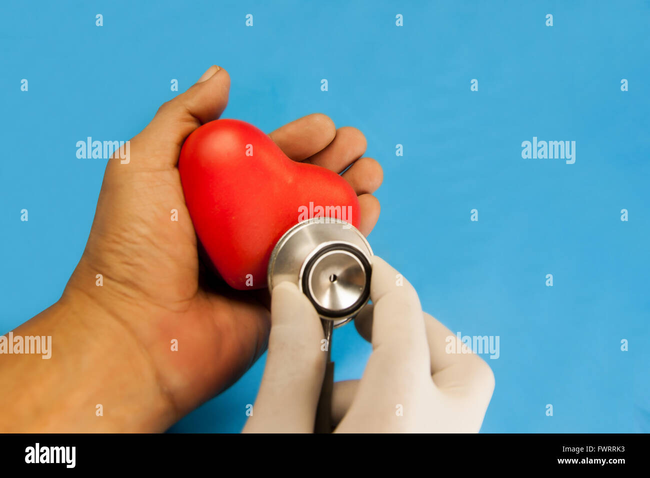 Stethoscope red doctor nurse heart hi-res stock photography and images ...