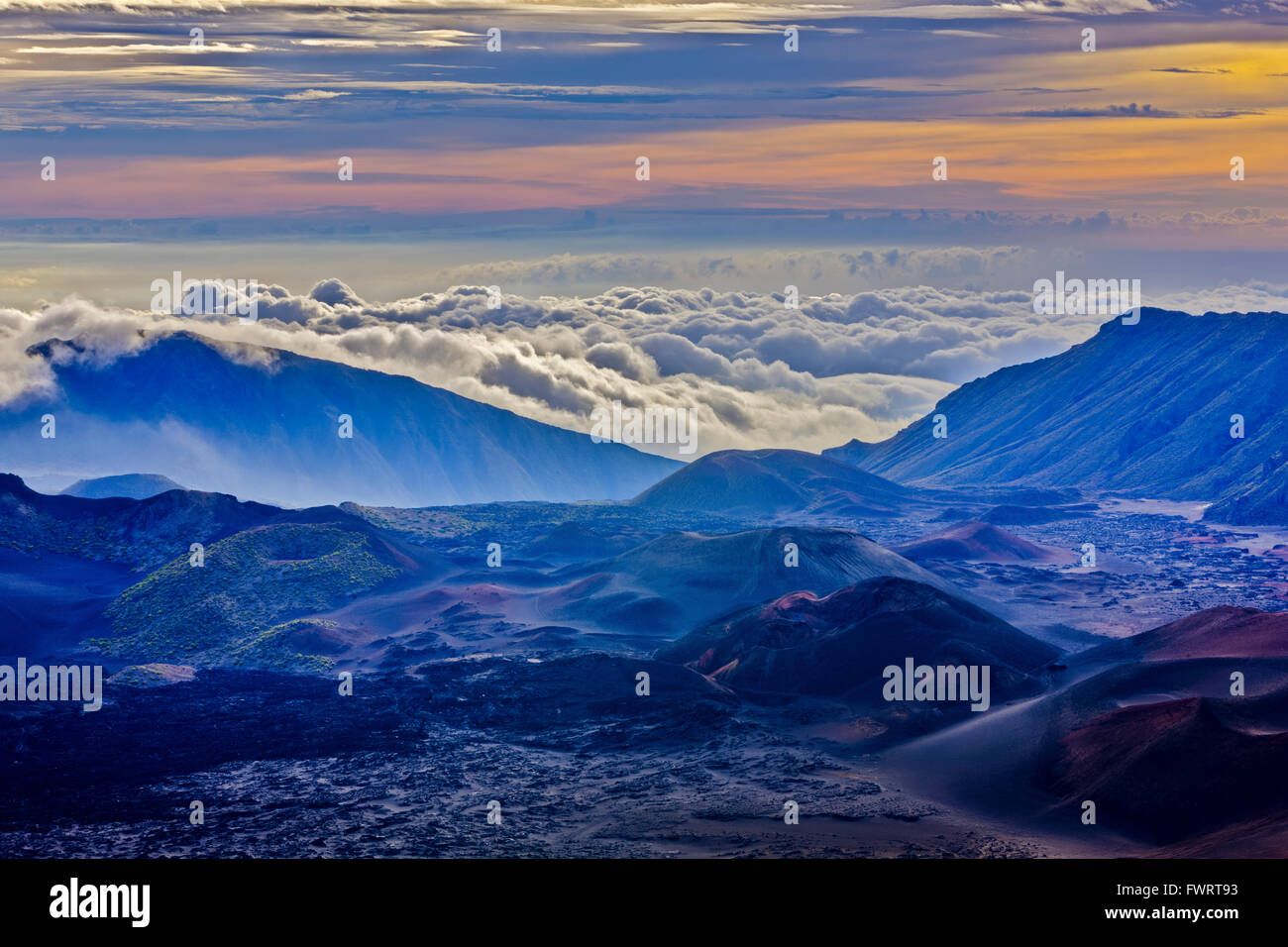Haleakala crater on Maui with cinder cones at dawn Stock Photo - Alamy
