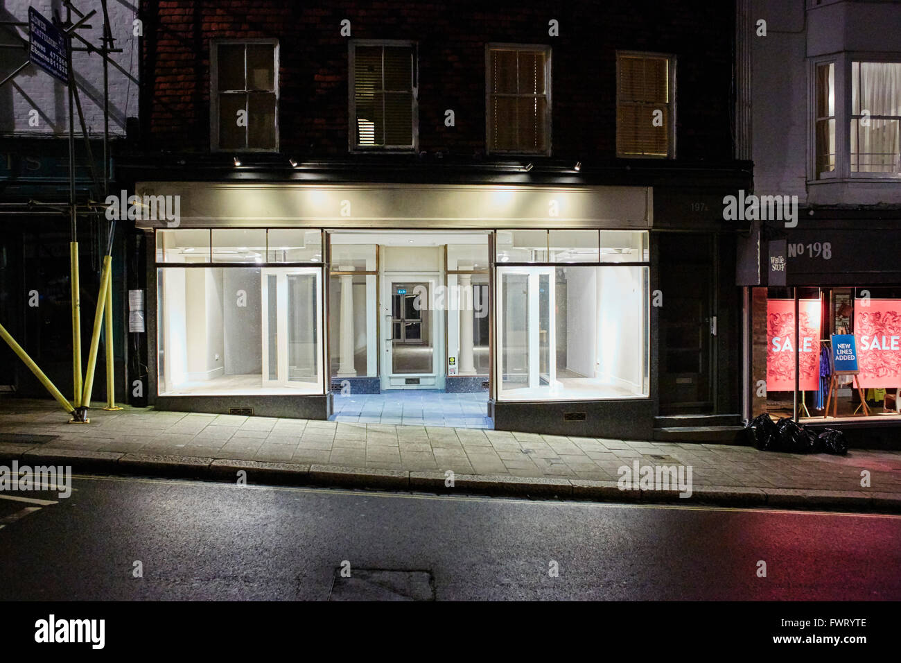 Fronted double hi-res stock photography and images - Alamy