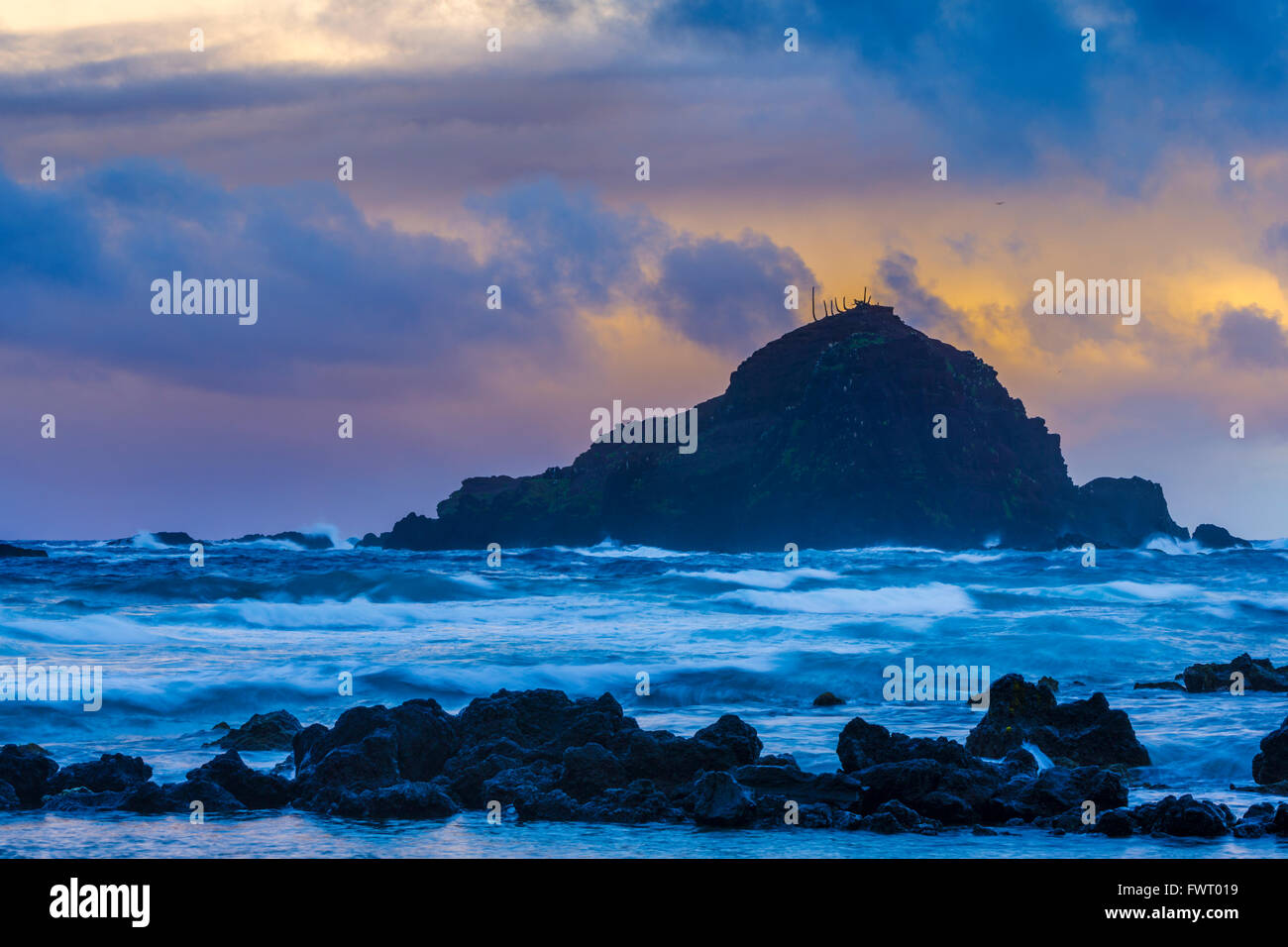 Alau Island; Maui Stock Photo - Alamy