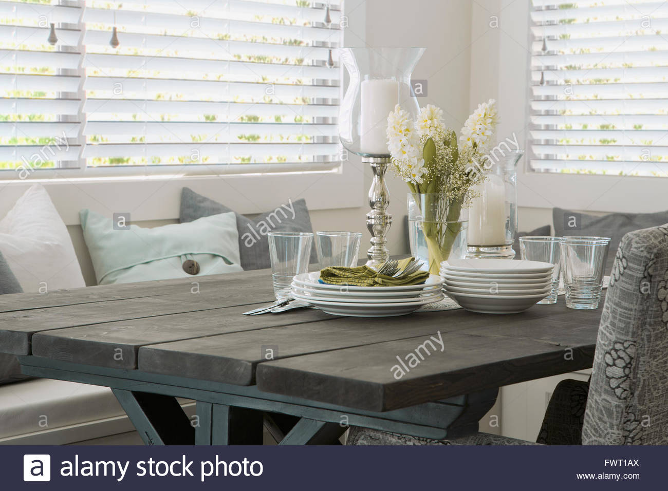 Prepared plates hi-res stock photography and images - Alamy