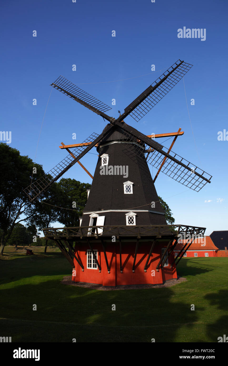 Windmill architecture hi-res stock photography and images - Alamy