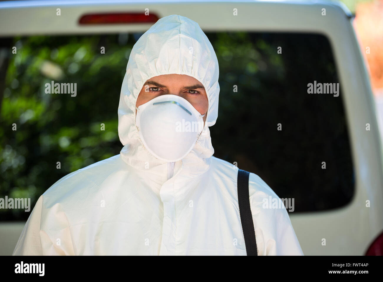 Pest control man hi-res stock photography and images - Alamy