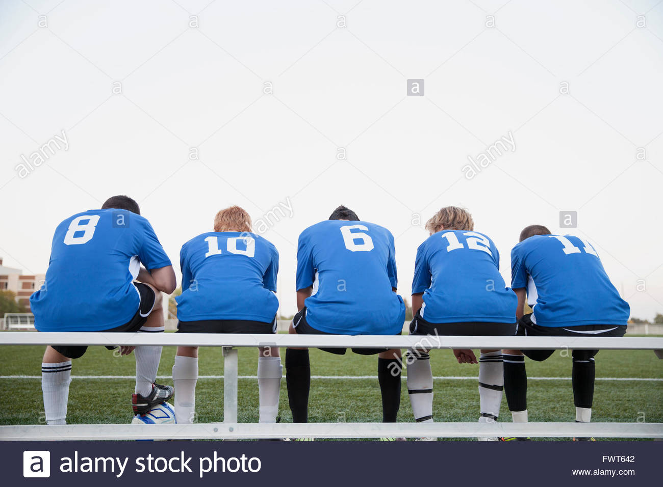Teenager sitting from behind hi-res stock photography and images - Alamy