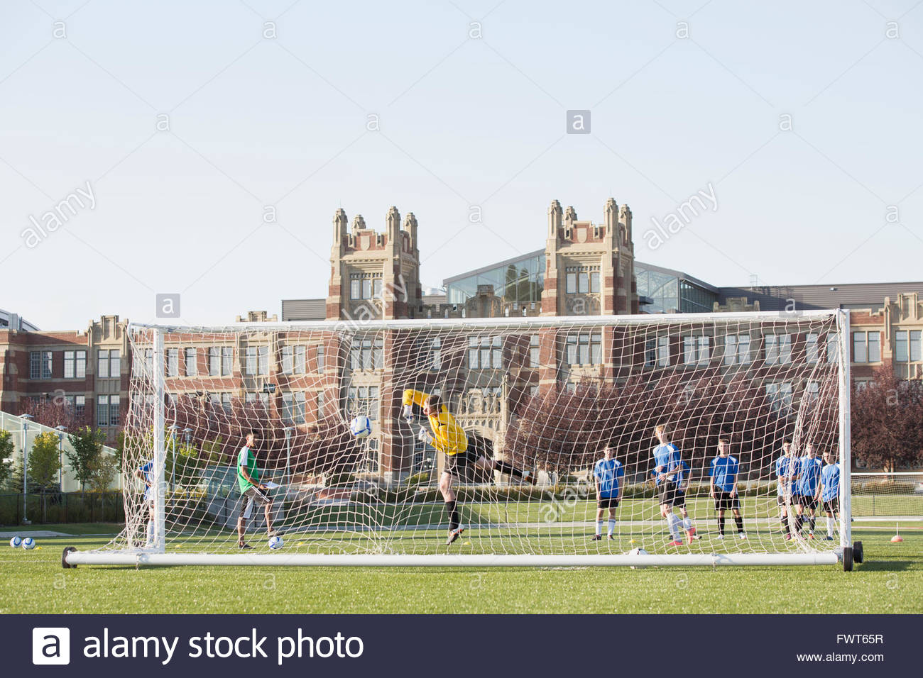 Goal building hi-res stock photography and images - Alamy