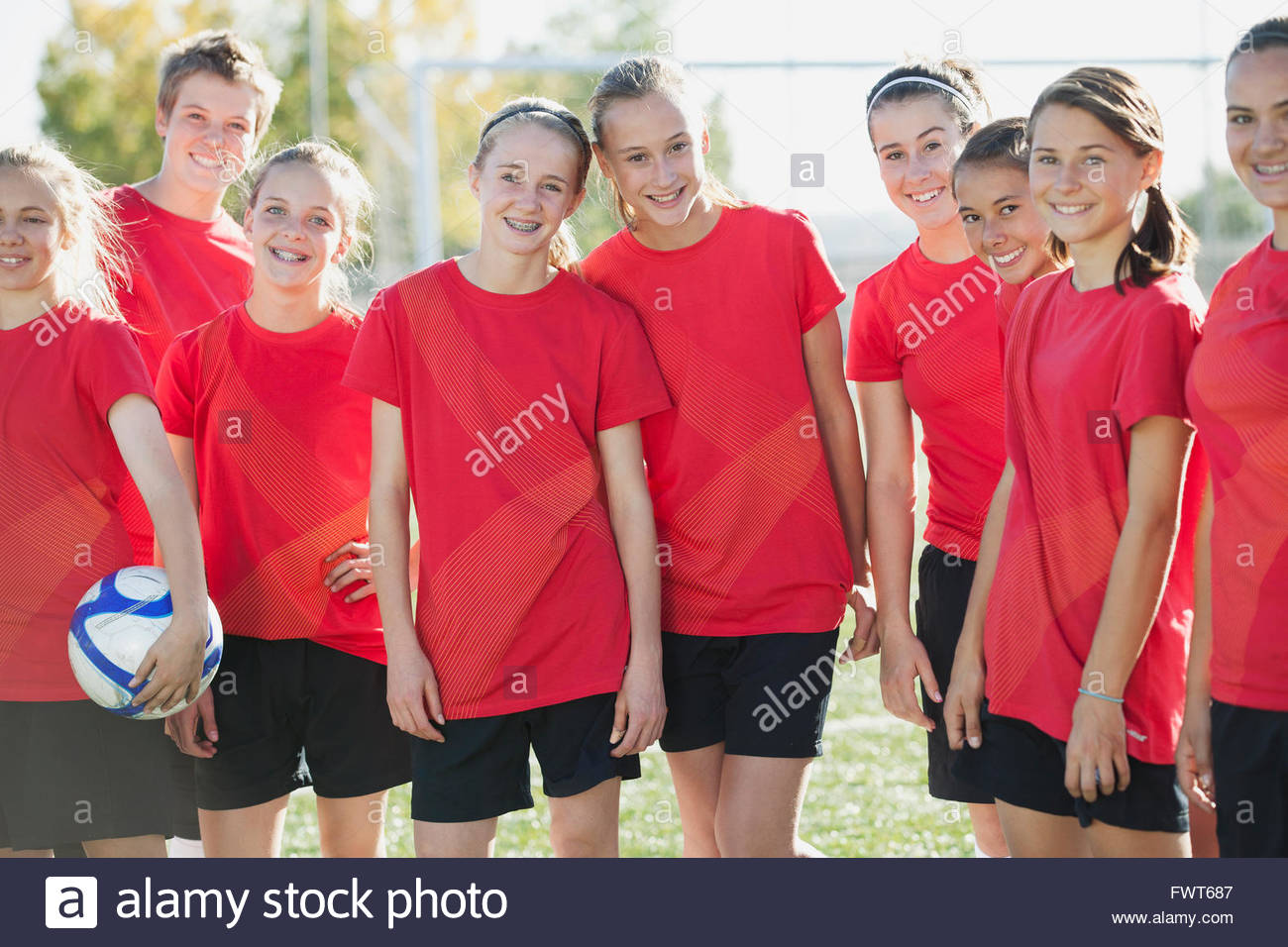Group picture of three girls in hi-res stock photography and images - Alamy