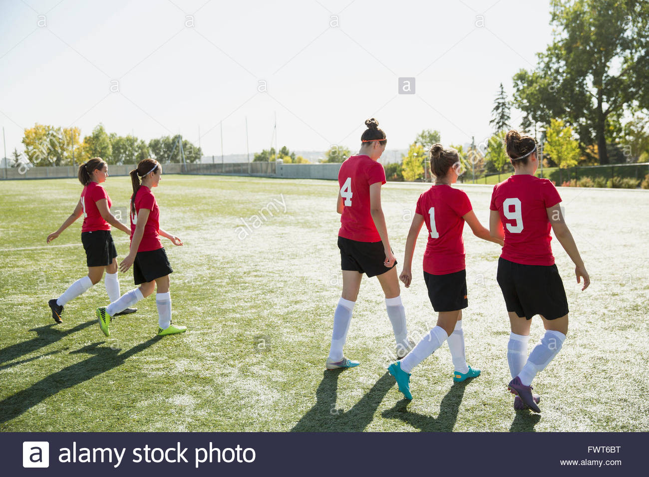 Side soccer hi-res stock photography and images - Alamy