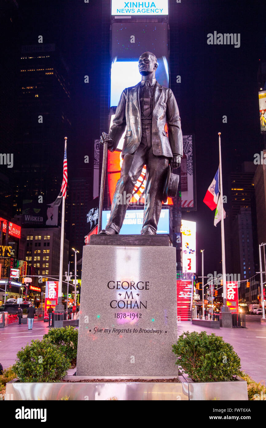 George M Cohan statue, Times Square, Midtown Manhattan , New York City ...